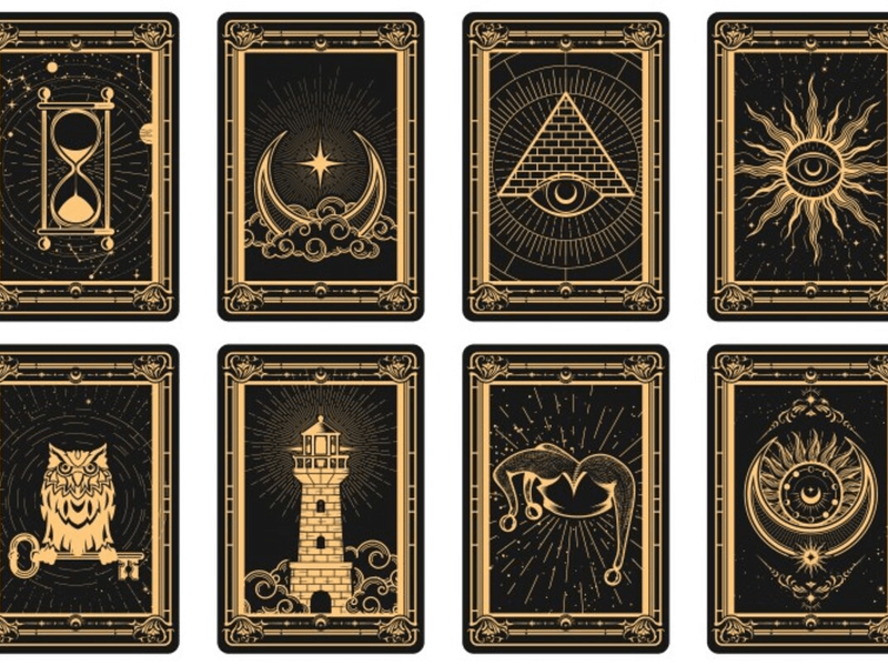 A Comprehensive Hands-On Guide to Tarot Deck: Cardstock, Finishes ...